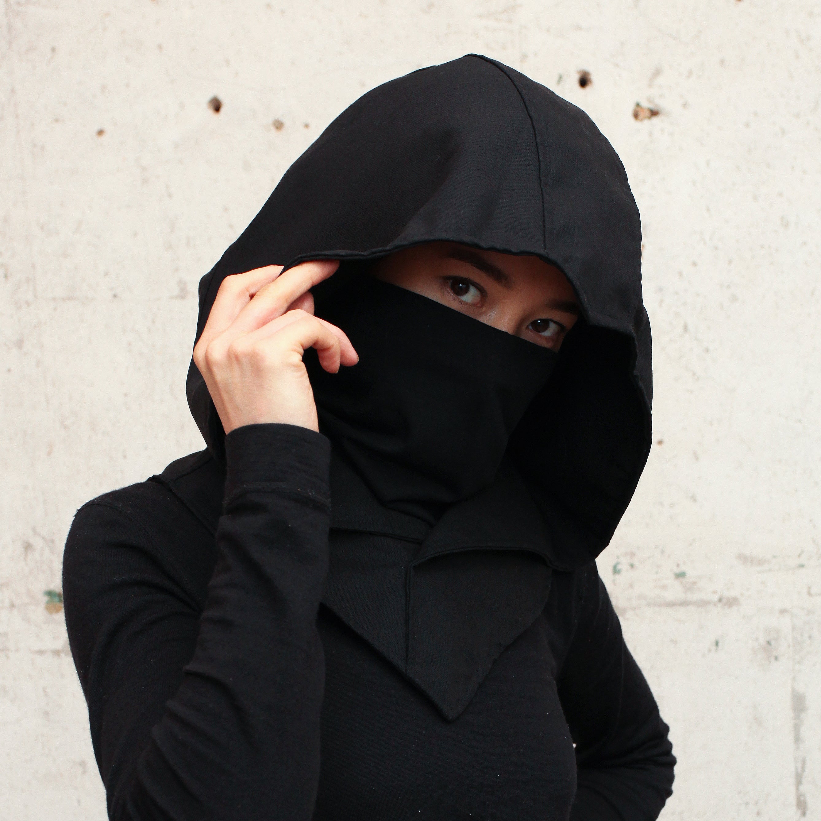 ASSASSIN BLACK LINEN – SIC Hoods